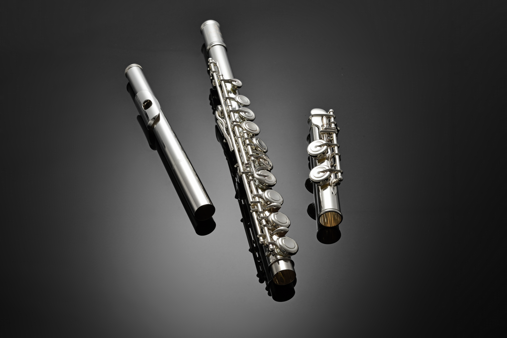 Azumi Z2E Dwarsfluit - Gesloten kleppen