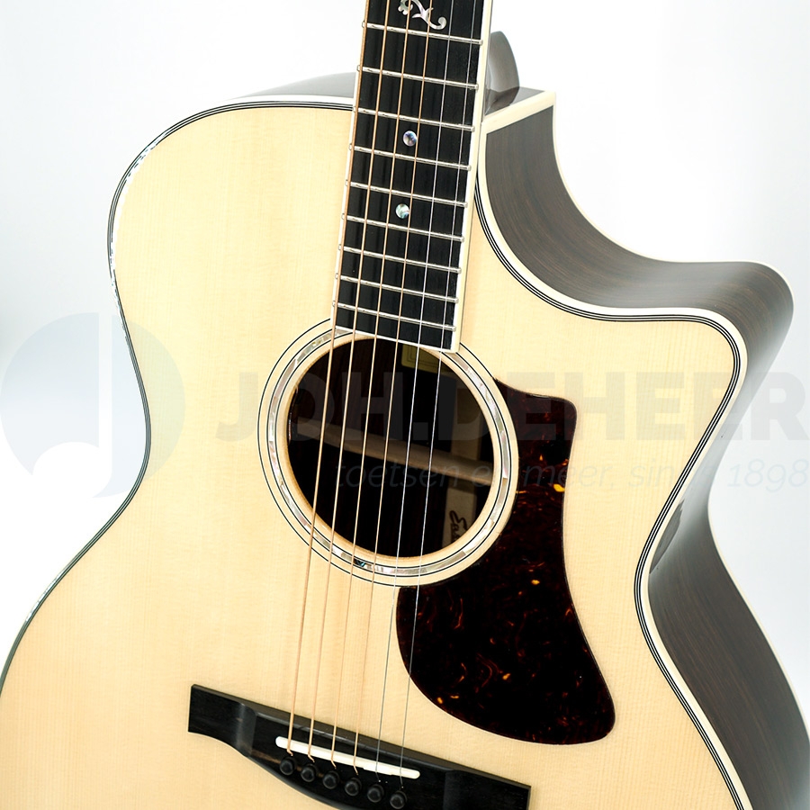 Eastman AC422CE Auditorium Westerngitaar met EQ - B-Stock