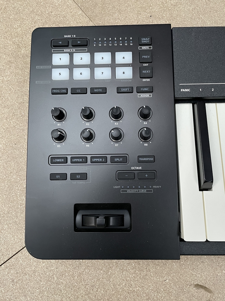 Roland A88 MKII Midikeyboard - B-Stock
