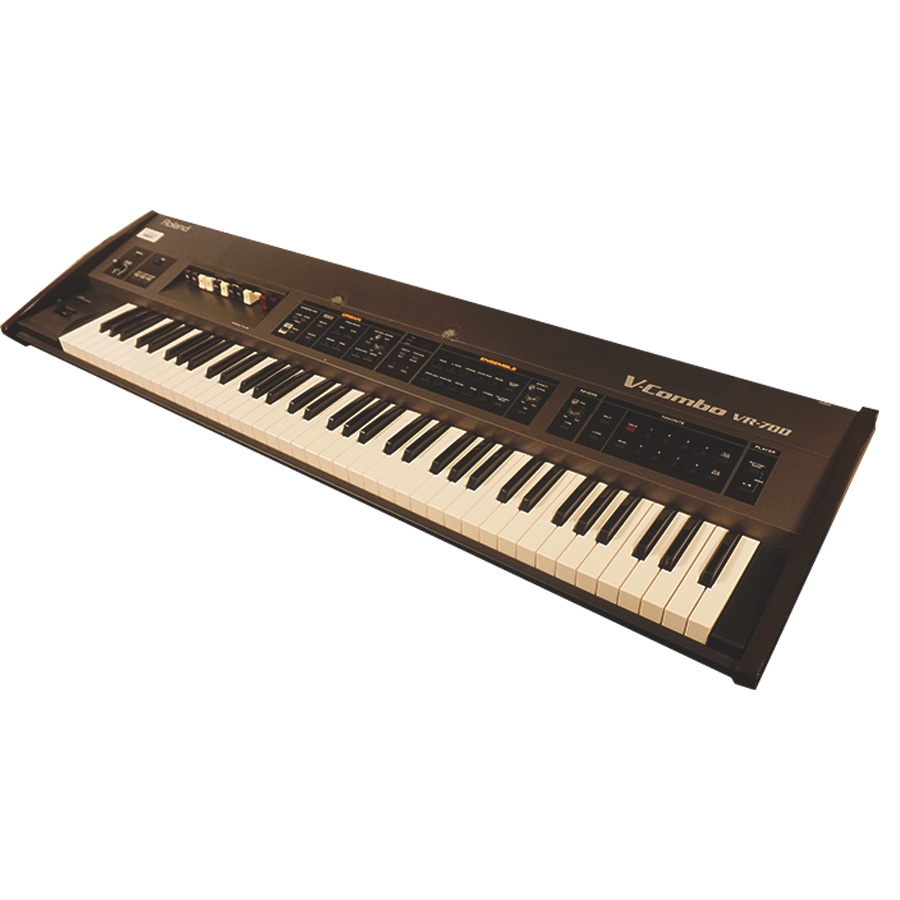 Roland VR-700 Occasion